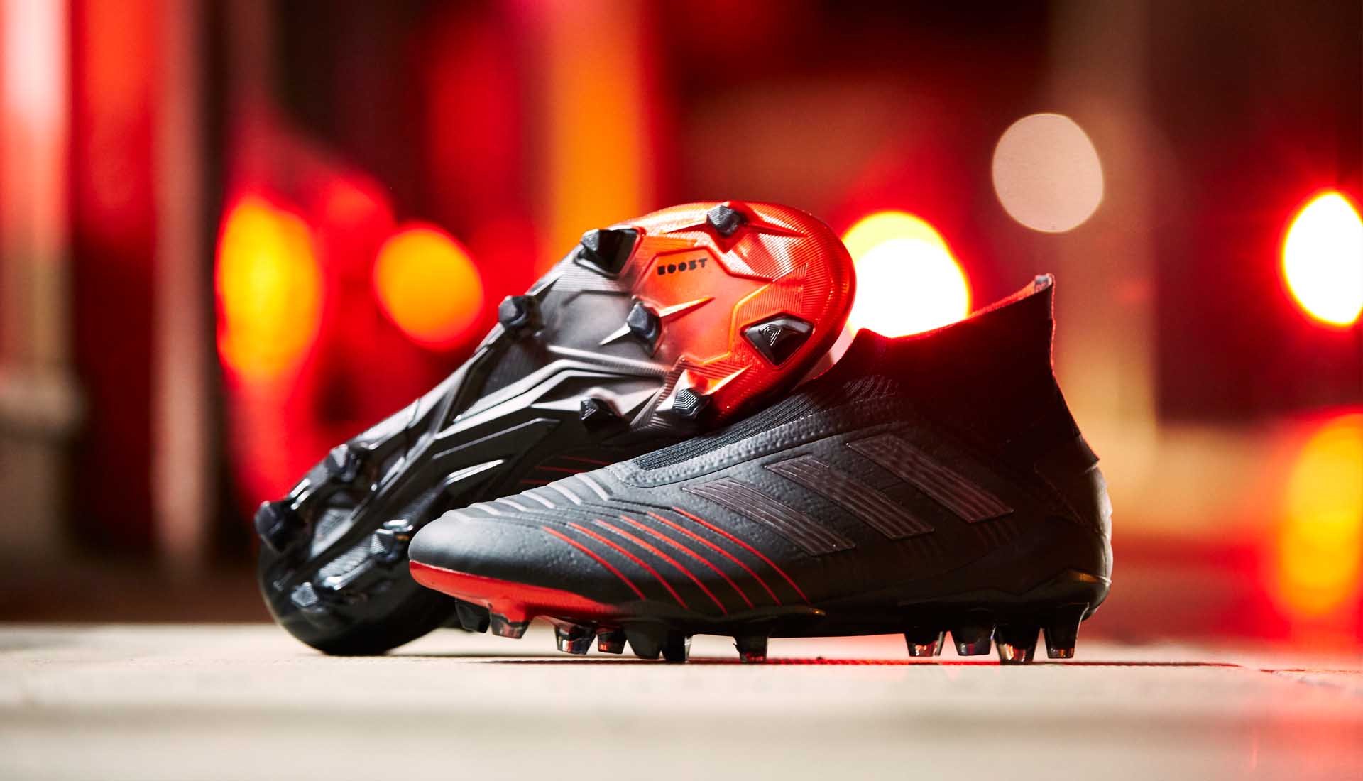 De zwarte adidas Predator Archetic pack voetbals - Voetbal-schoenen.eu